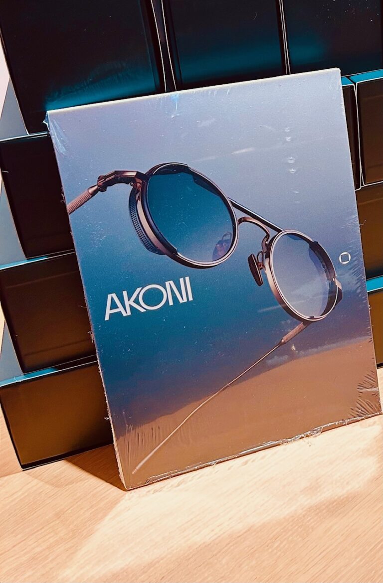 AKONI - Tone